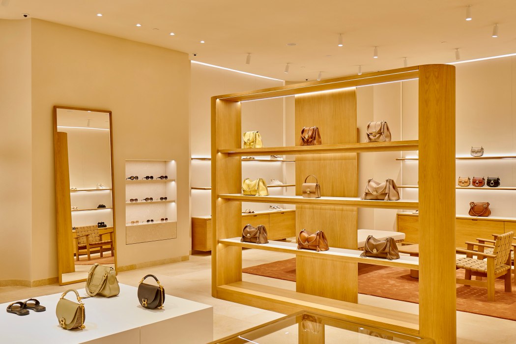 迎来第二家 CHLOE 精品店！ 就在 THE GARDENS MALL